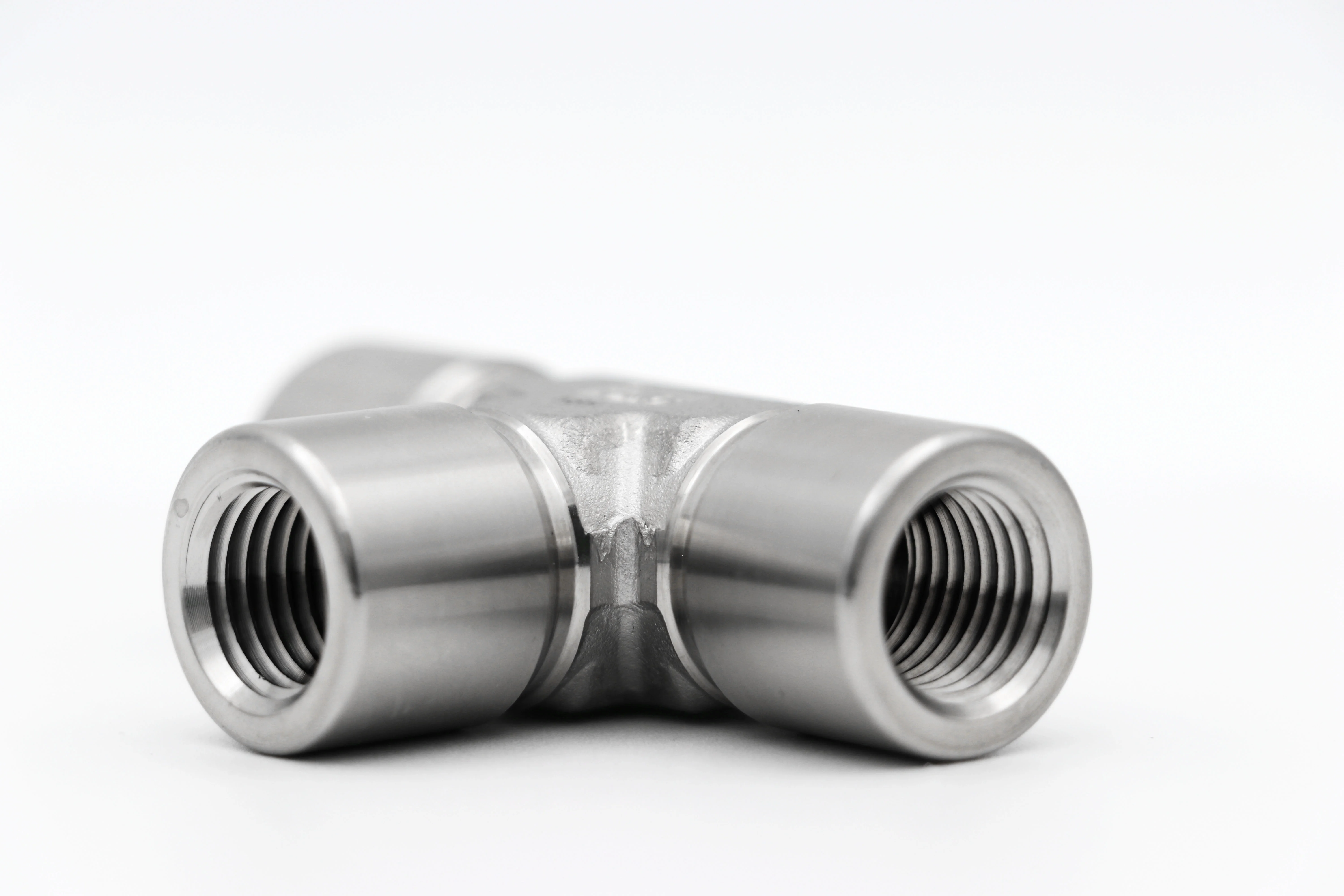 خرید TEE EQUAL 1”NPT FEMALE S/S 316 6000 PSI